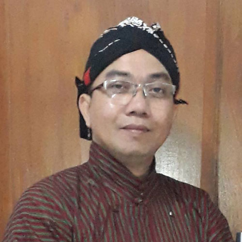 Faculty Management – Faculty of Veterinary Medicine